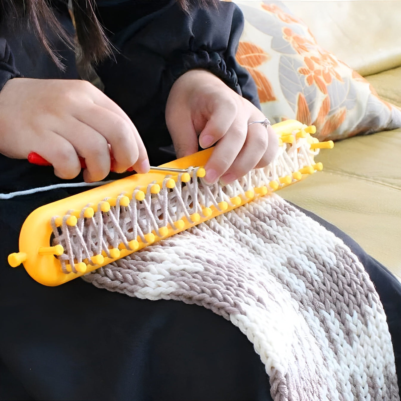 1+1 FREE | Wool Magic Scarf Knitting Loom Kit – Milovaro
